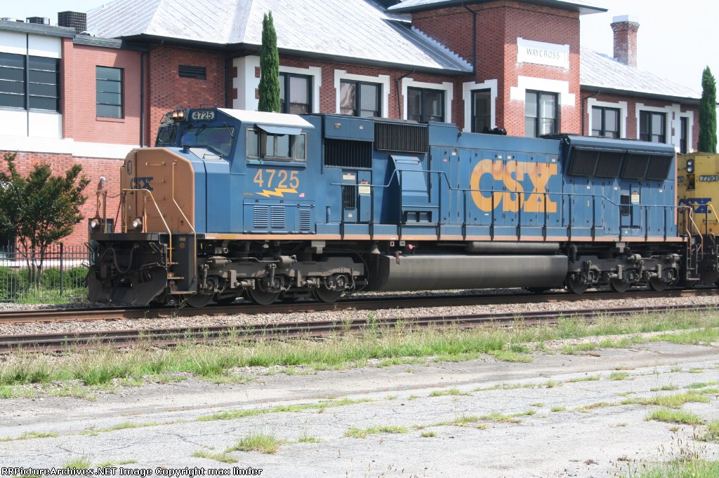 CSX 4725